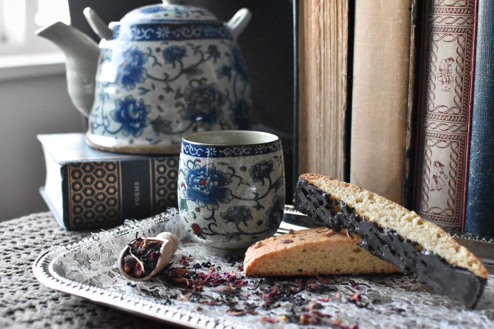 Tea and Books | Skillshare Student Project