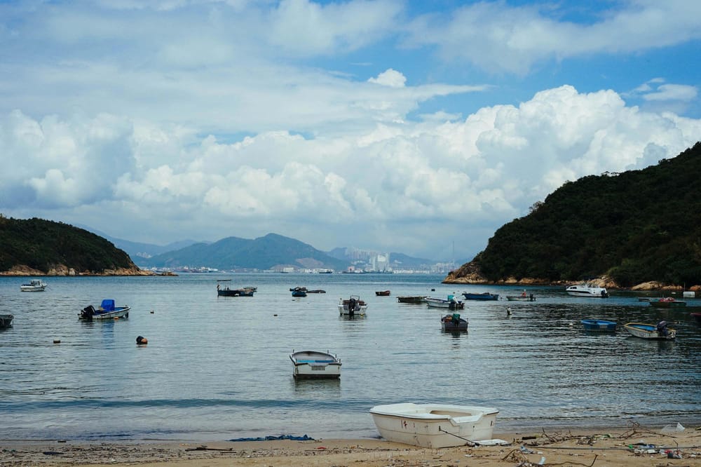 Hunting color, light, scale in Peng Chau Village | Skillshare Student Project