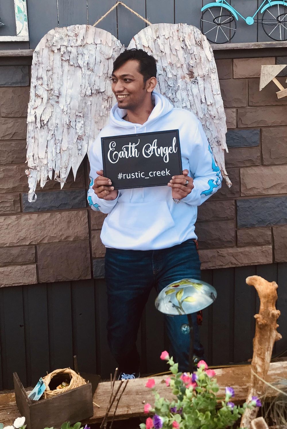 Travelling Wings Selfie Point | Skillshare Student Project