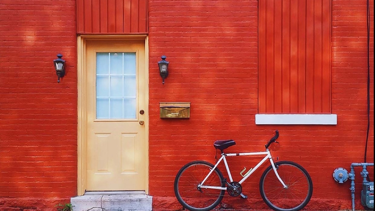 The Red House Issue | Skillshare Student Project