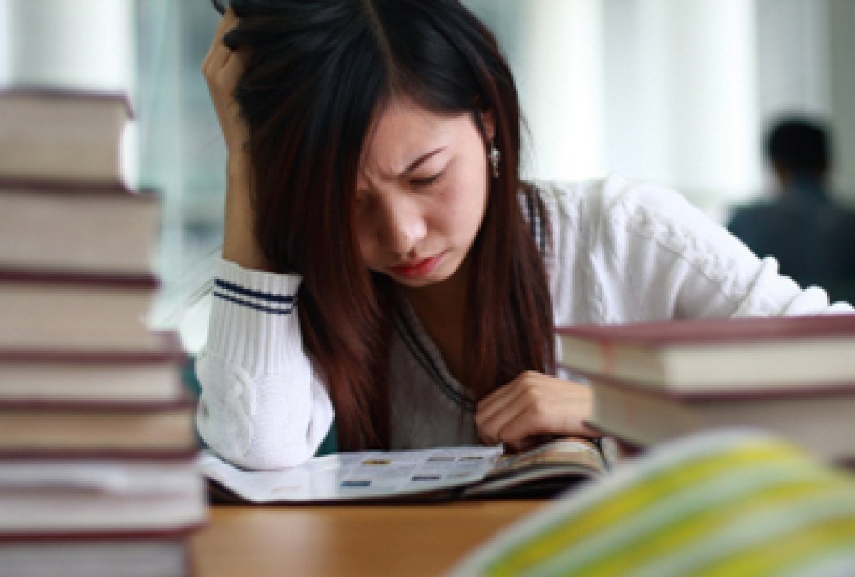 I want to know why a student feels pressured and overwhelmed ...