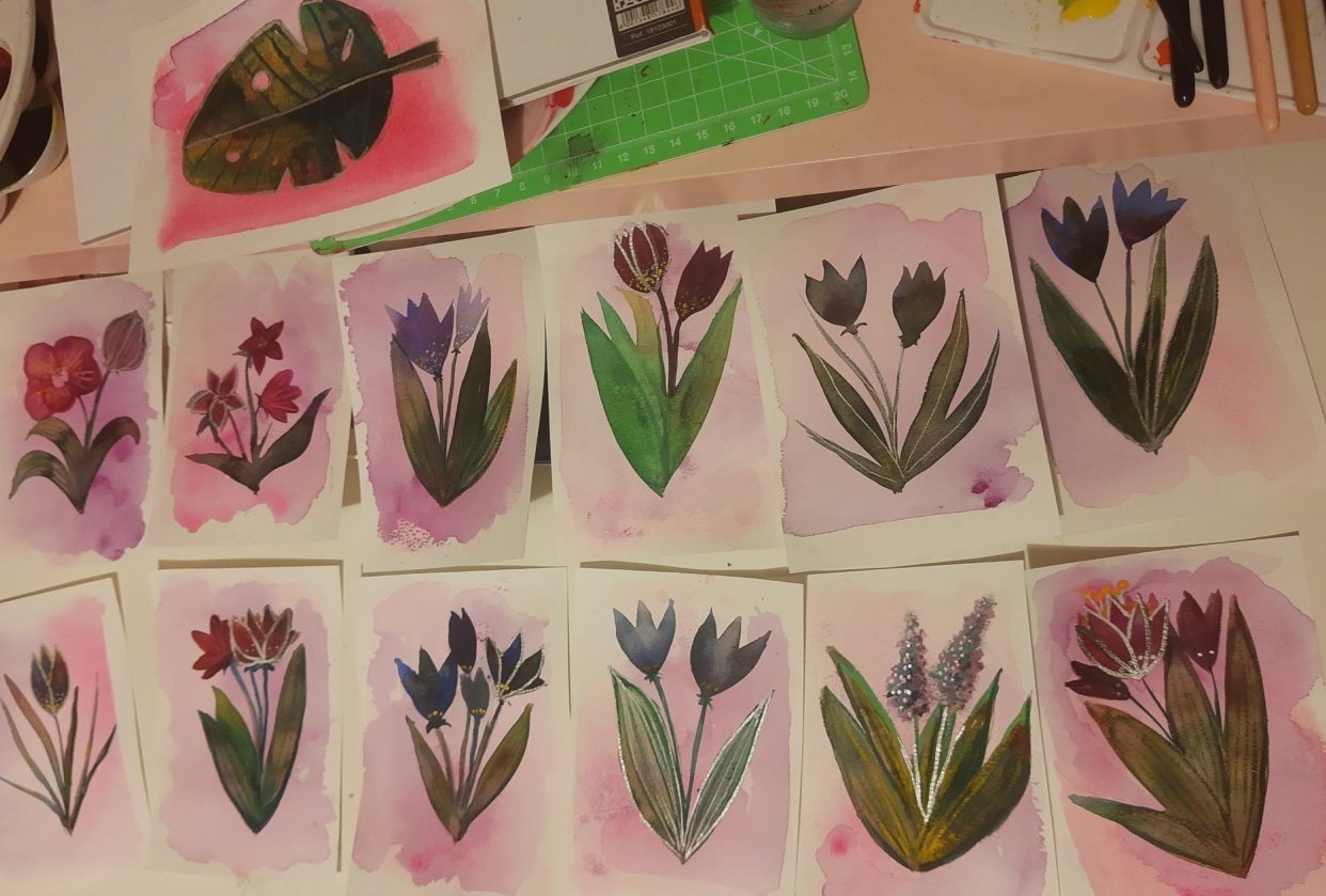 Prompt: 12 watercolor flowers | Skillshare Student Project
