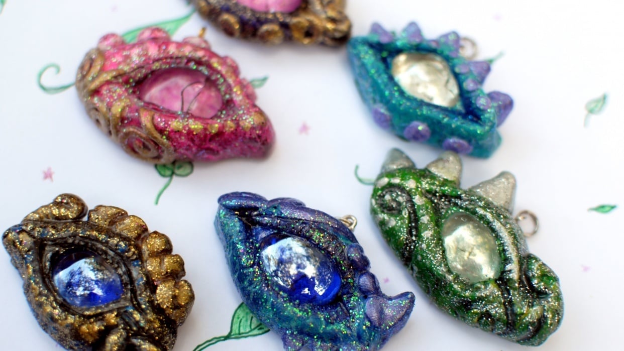 Published DIY Sculpting Create A Dragon Eye Pendant Skillshare Student Project published-diy-sculpting-create-a-dragon-eye-pendant-skillshare-student-project