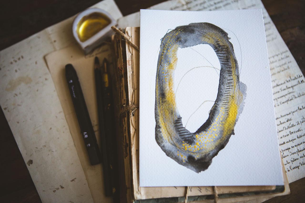 Graphite & Gold: Create Interesting Abstracts in a Limited Color ...