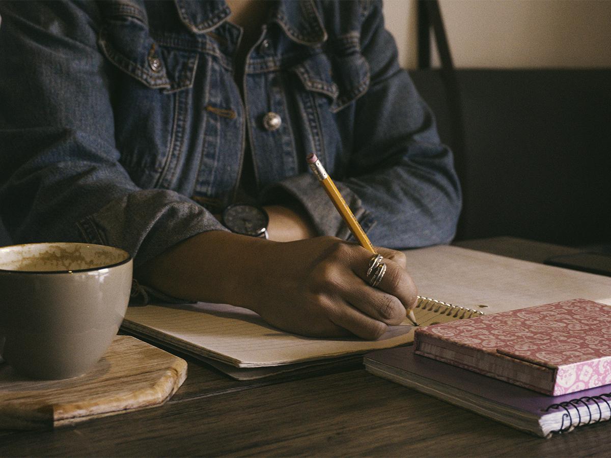 Express Yourself with Memorable Personal Essays - Skillshare