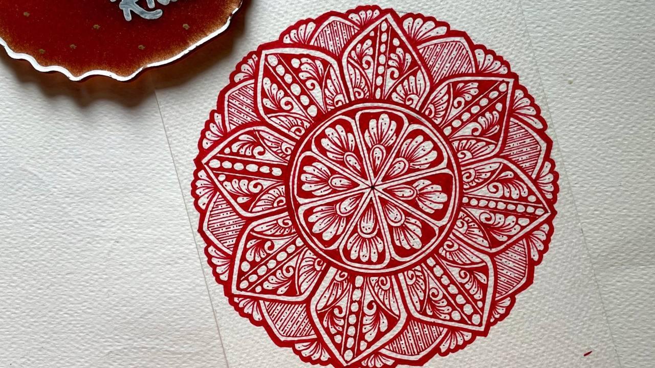 Mini Mandalas: Discovering Inner Harmony Through Pocket-Sized Art ...