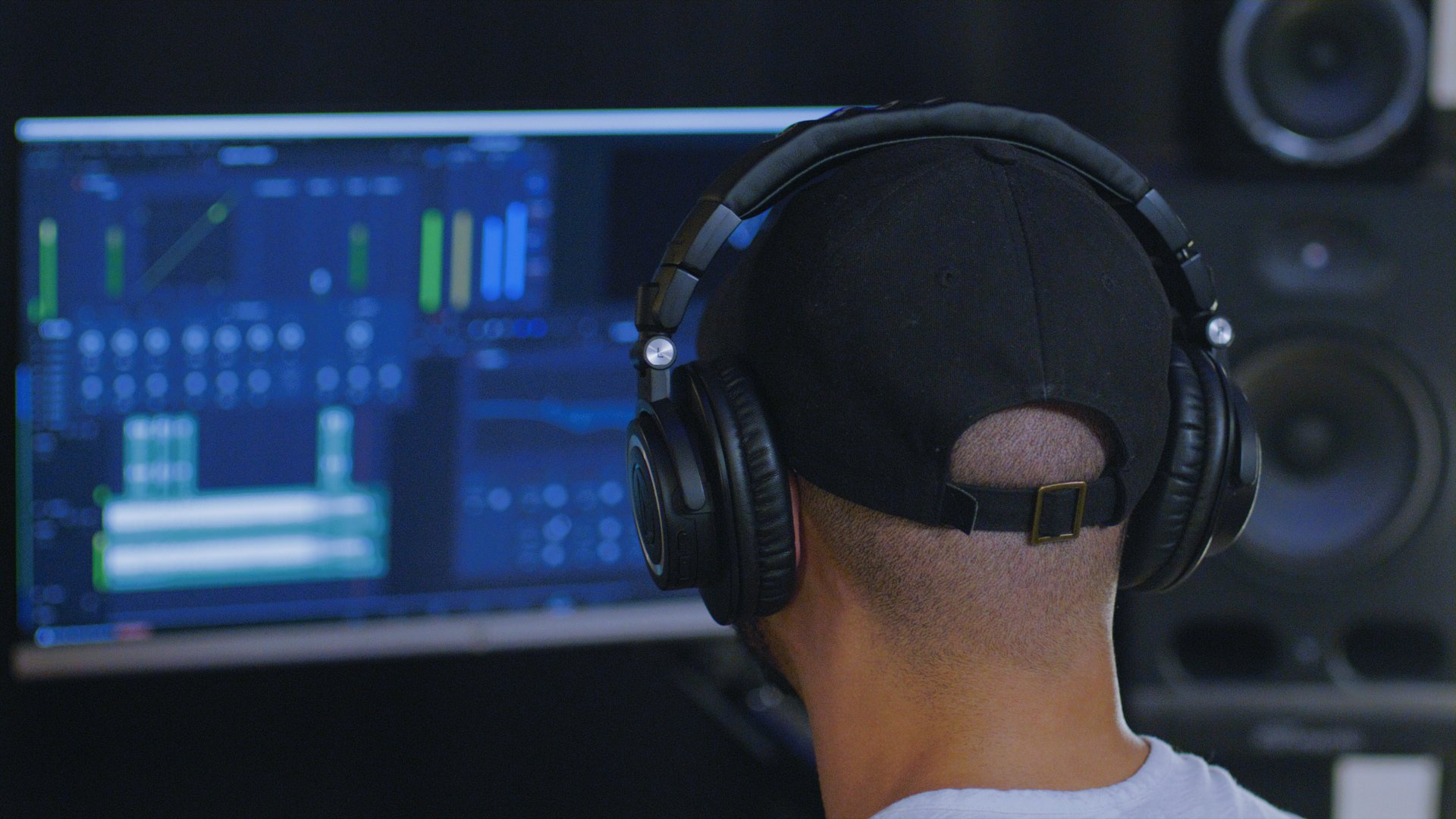 Discover DaVinci Resolve for Video & Sound Editing | Skillshare