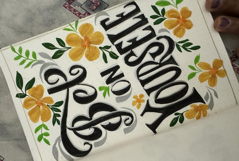 Hand Lettering for Beginners: The Fundamentals of Drawing Beautiful ...