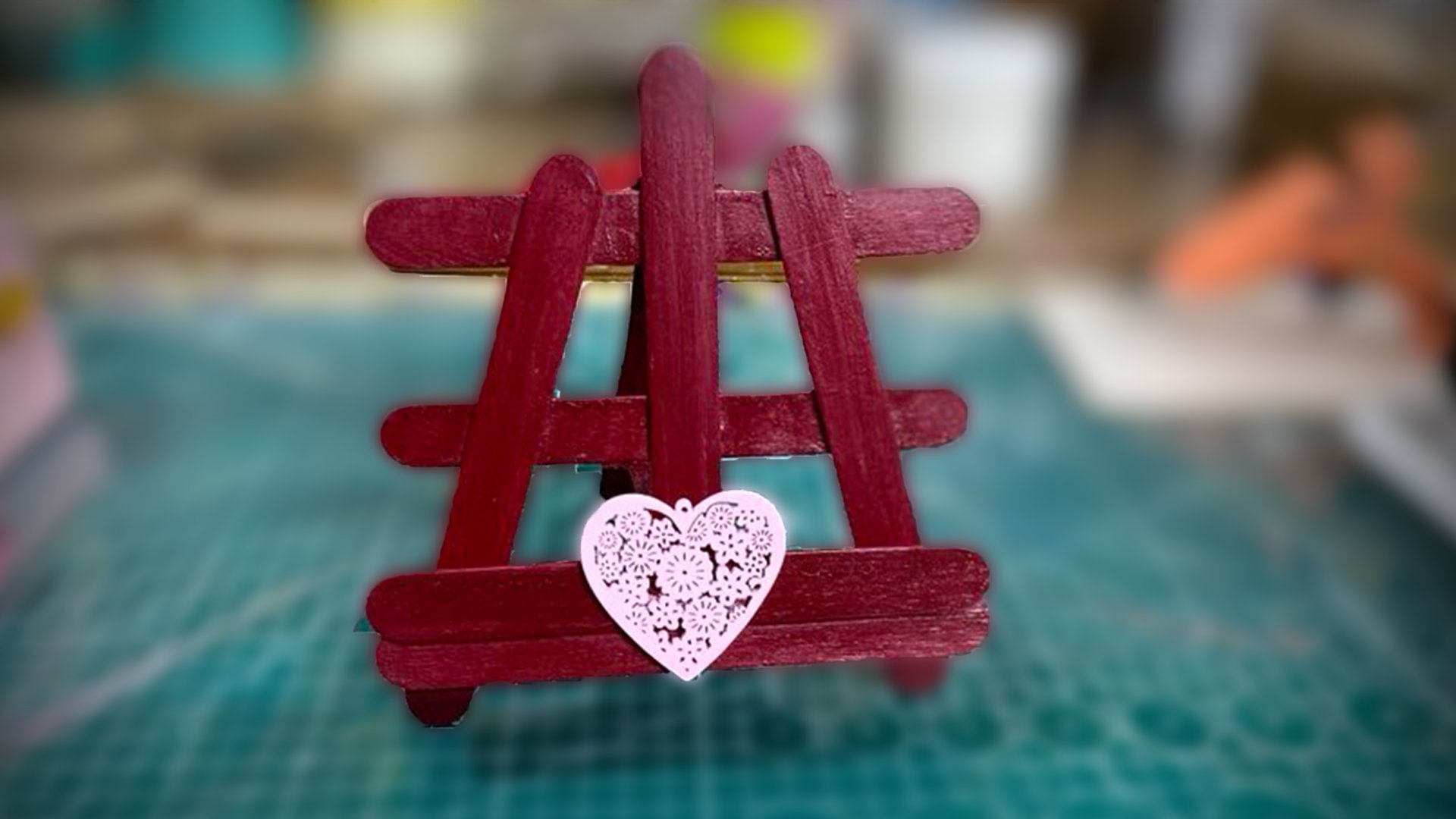 Create A Small Easel Using Popsicle Sticks Suniti Sharma Skillshare