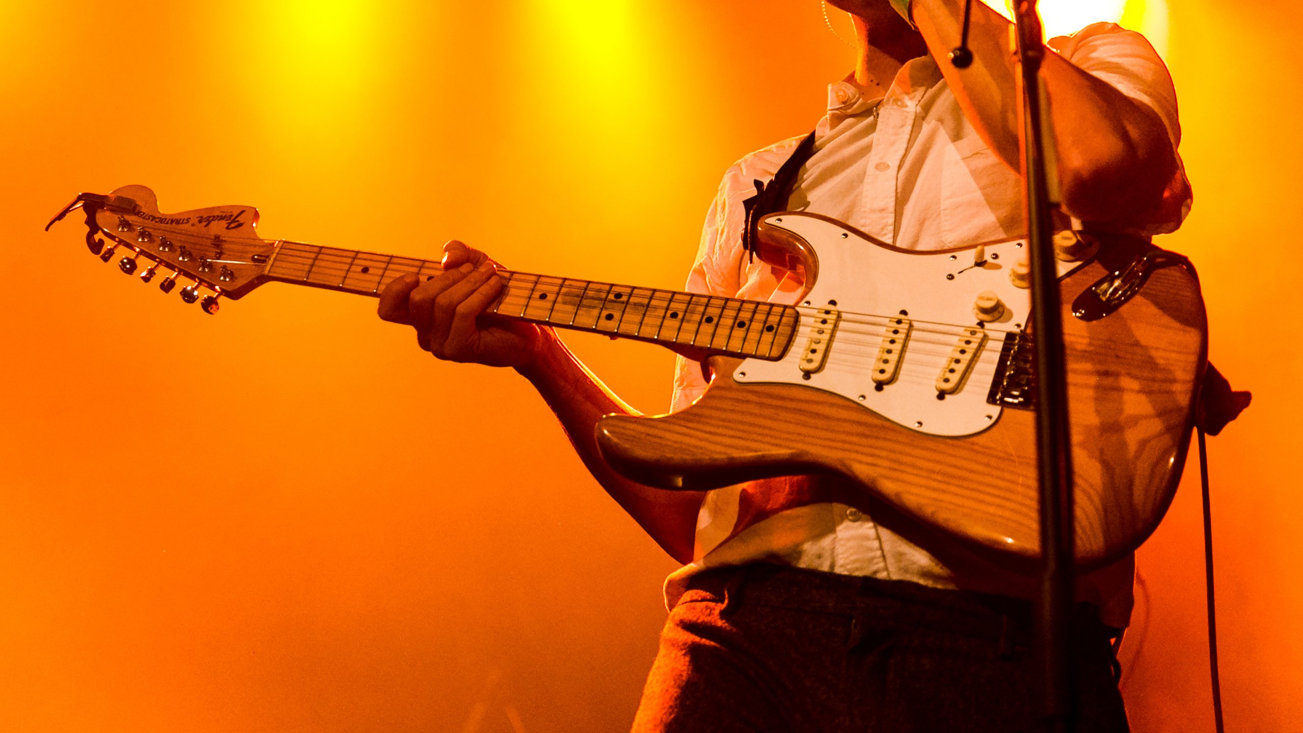 Grunge Guitar 101 Techniques Tones And Iconic Songs Gabriel Felix